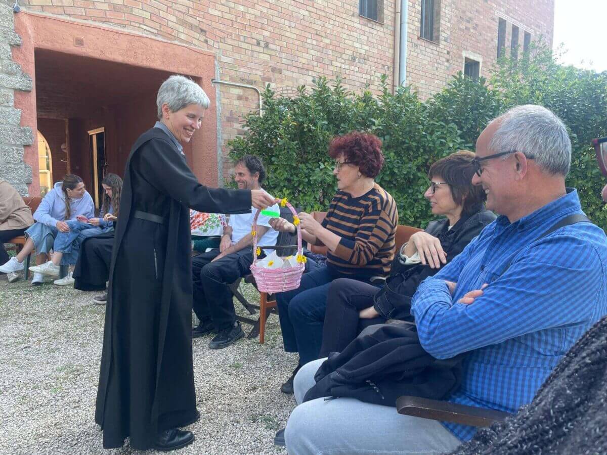 Berenar en família a Sant Benet de Montserrat | Montserrat Monestir